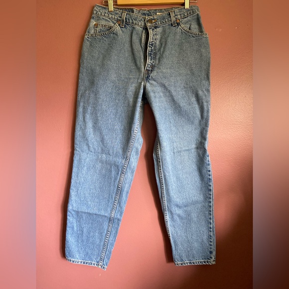 Levi's | Jeans | Vintage Levis 9s Relaxed Fit Tapered Leg 95s 12 Short ...